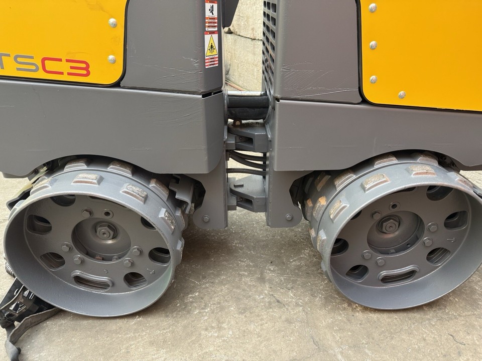 2017 Wacker Neuson RTSC3 Remote Controlled Trench Compactor Roller ...