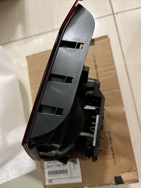 BMW 5 F10 LCI Genuine Rear Right RH Tail Light on BOOTLID 63217306164 ...