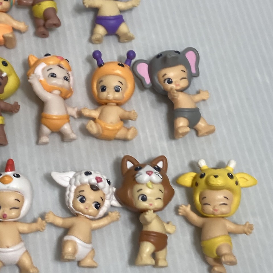 Twozies Figures Lot 13 Babies & 2 Pets 2” Moose Toys | eBay