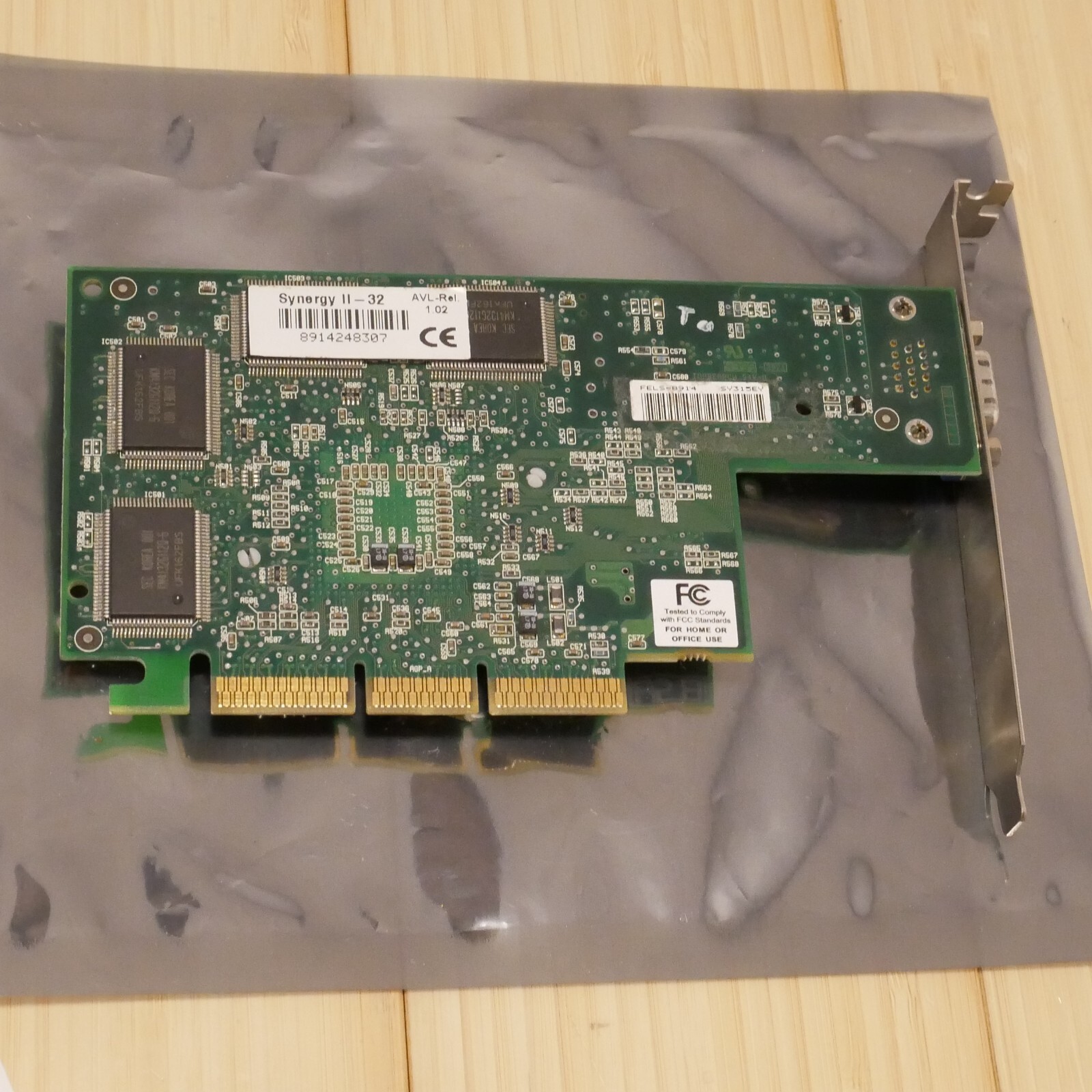 ELSA Synergy II-32 RIVA TNT2 by NVIDIA AGP VGA 2D 3D 32MB Video Card ...