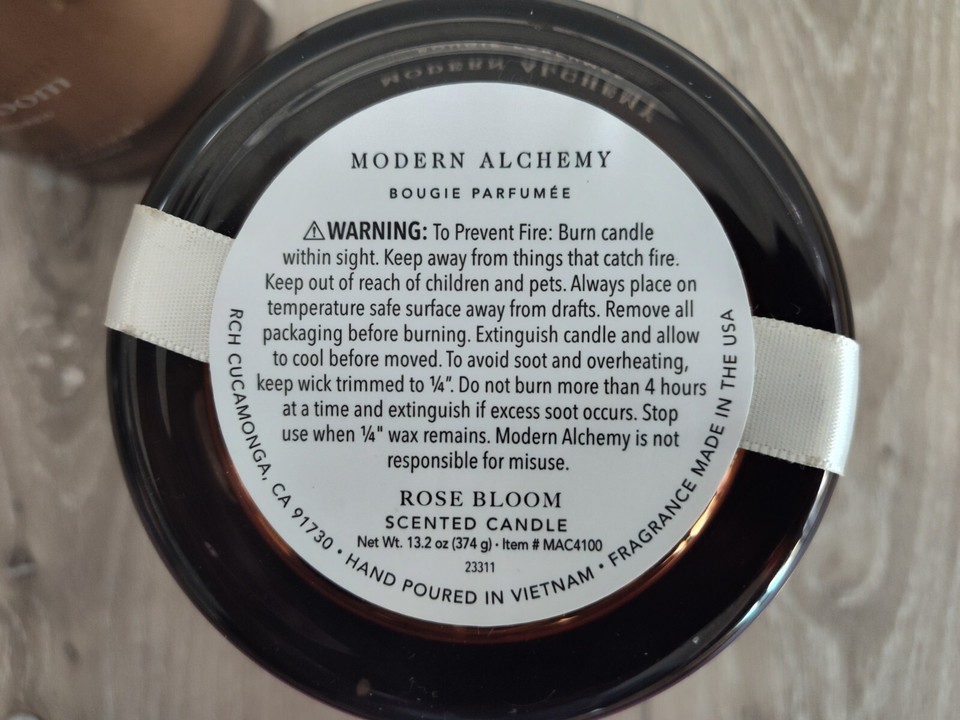 Set Of 2 D.L. & Co Modern Alchemy Rose Bloom Luxury Candles With Gift ...