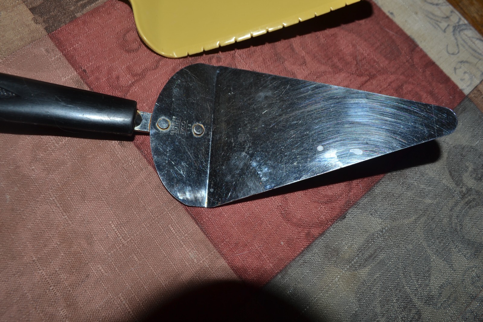 Lot VTG Foley Gold Yellow Pie Knife Server Orange Tupperware Pie & EKCO ...