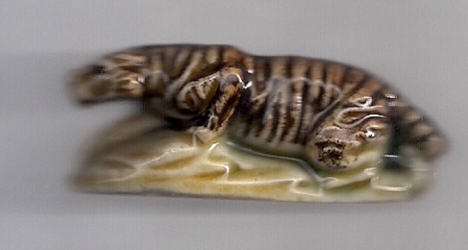 WADE TIGER VAR 1 WHIMSIE-LAND "WILDLIFE" SET 2 1984 WITH ORGINAL ...