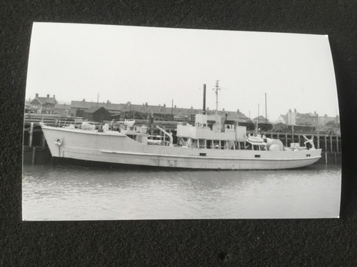 HMS Curzon - Minesweeper - 1943 - British Royal Navy - Photograph ...