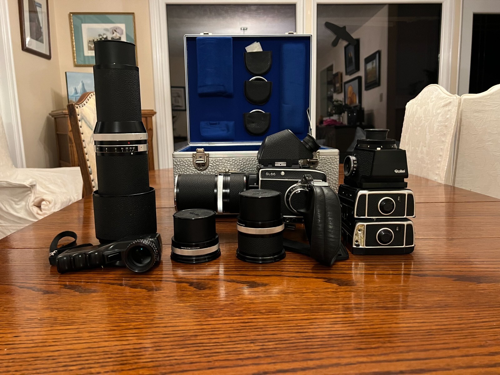 Complete Roleiflex SL66 System. 4 Lenses. 2 View Finders. 3 magazines ...