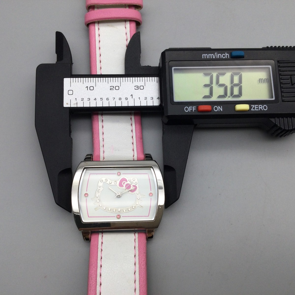 Sanrio Hello Kitty Watch Women 36mm Silver Tone Logo Dial Sanrio Hello Kitty Watch Women 36mm Silver Tone Logo Dial