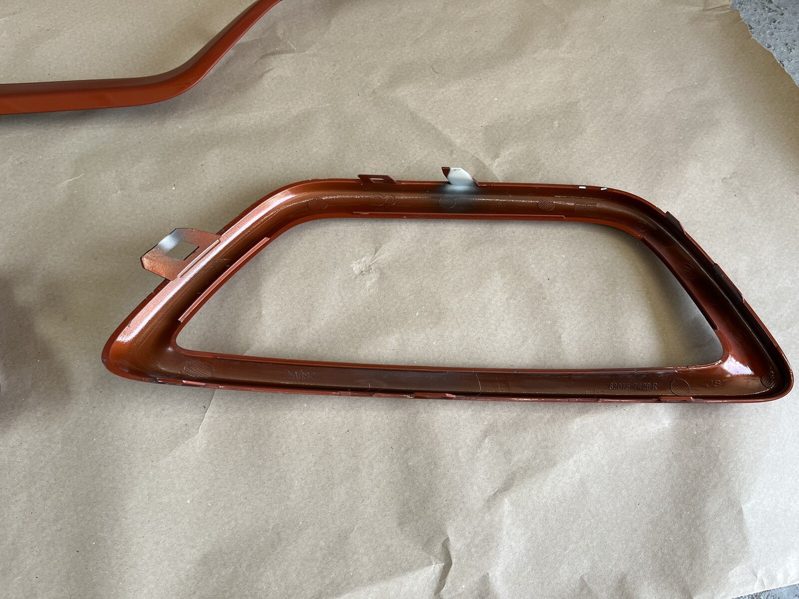 COMPLETE GENUINE RENAULT CAPTUR 2013-2017 FRONT GRILL LOWER TRIM PN ...