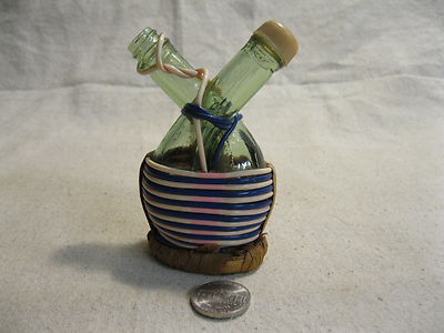 Vintage Green Glass Plastic Fiasco All In One Salt and Pepper Shakers ...