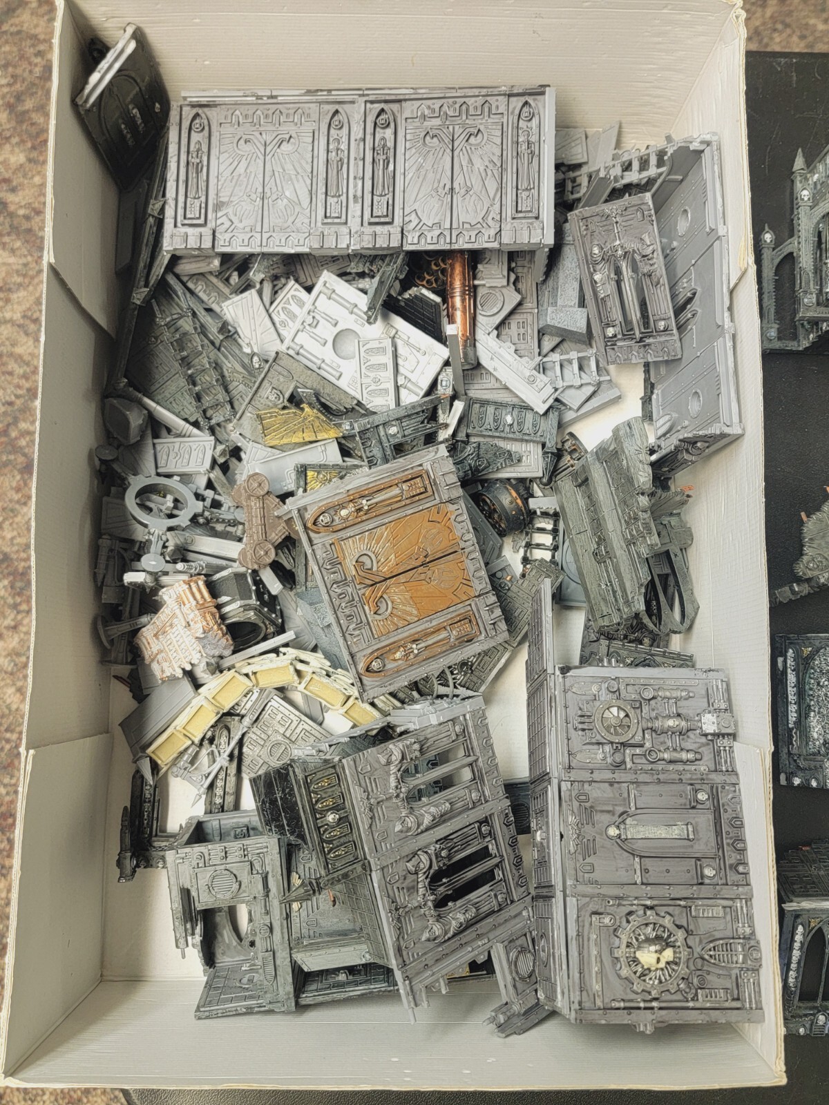 Warhammer 40k Imperial City Terrain Boxed Set. Original box, some ...