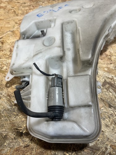 07-13 BMW E92 E93 335i 328i Xi WINDSHIELD WASHER FLUID RESERVOIR BOTTLE ...