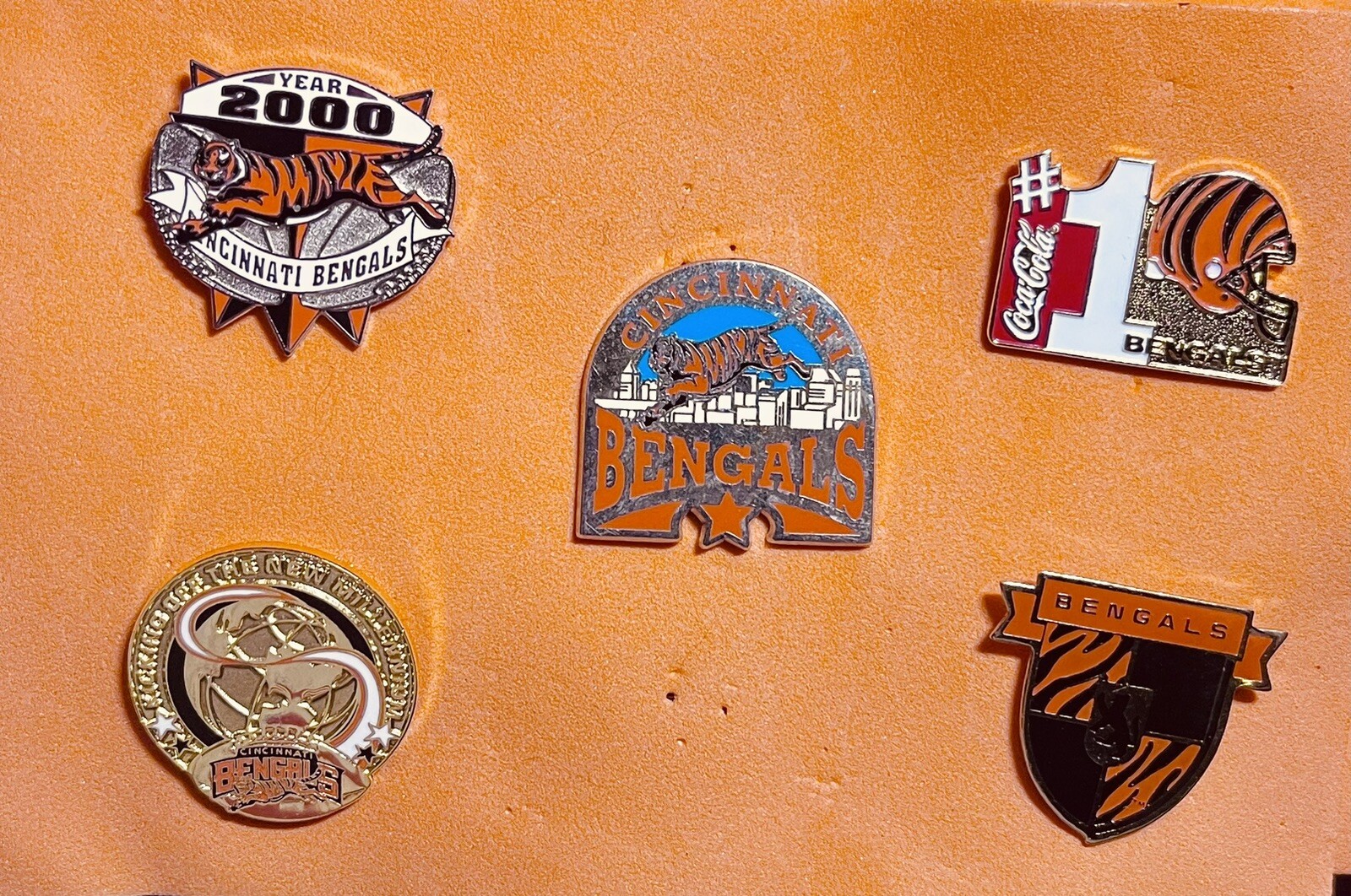 NFL National Football League CINCINNATI BENGALS 5 Pin Lot Lic Pins USA ...