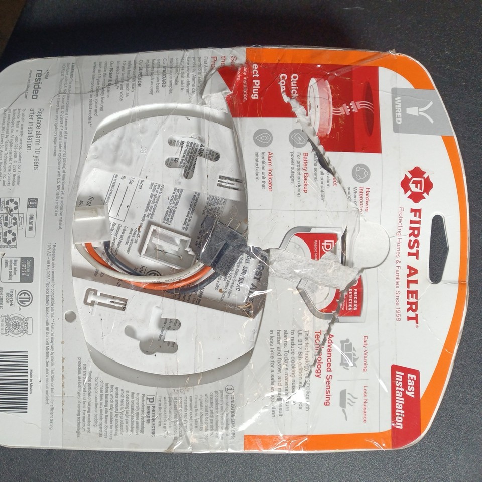 First Alert 9120B/ SMI100-AC Smoke Detector & Alarm, AC Powered Battery ...