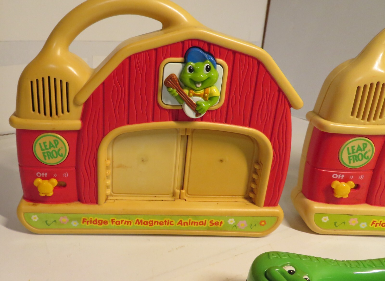 Leap Frog Fridge Farm Magnetic 2 Tad Barns & 1 Fridge Phonics NOT ...