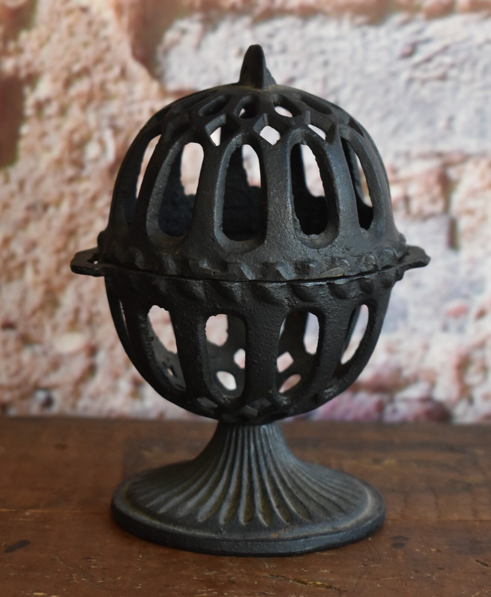Vintage Cast Iron String Holder