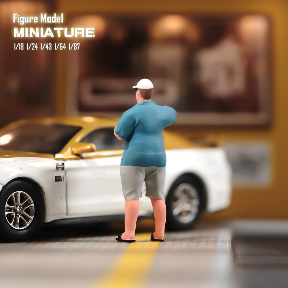 1/64 Street Fat Uncle Scene Prop Miniatures Figures Doll For Cars ...