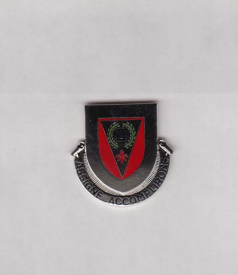US Army 83rd Engineer Bn DUI crest c/b clutchback badge G-23 | eBay
