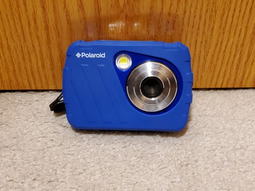 Polaroid IS048 Waterproof Compact Digital Camera 16MP Blue with 16GB ...