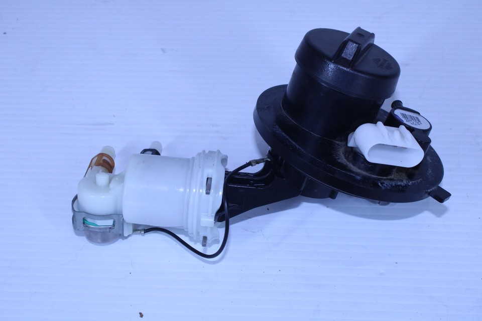 2014 Harley Davidson Ultra Limited Touring OEM Fuel Pump Sending Unit ...
