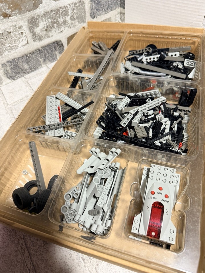 Pre Owned LEGO MINDSTORMS: Dark Side Developer Kit (9754) Micro Scout ...