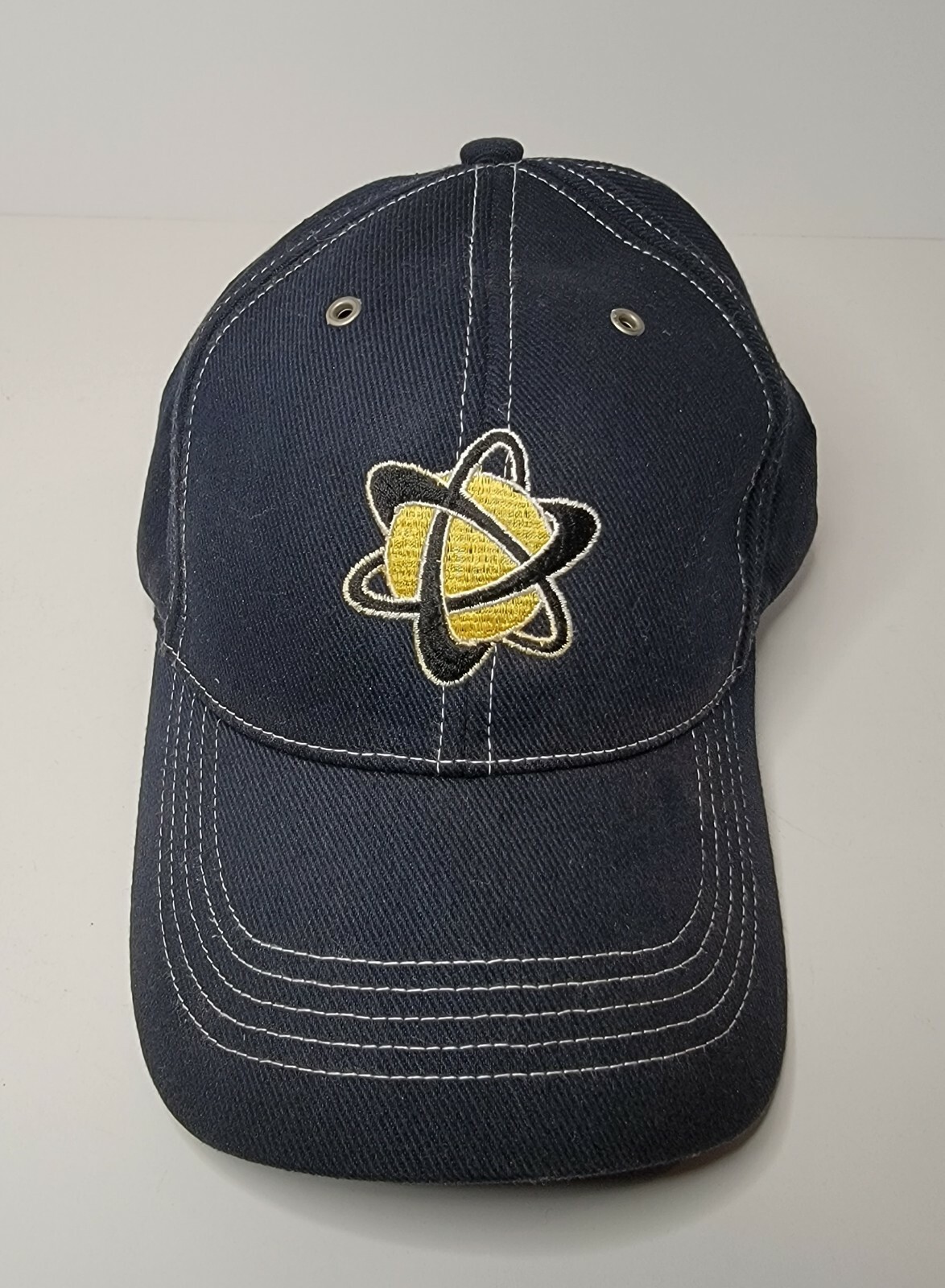 OGIO ~ IONIK Performance Golf Baseball Style Hat Adjustable Back In ...