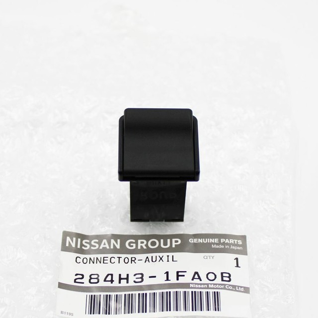 OEM Nissan 284H31FA0B Connector Auxilary Audio System 284h3-1fa0b for ...