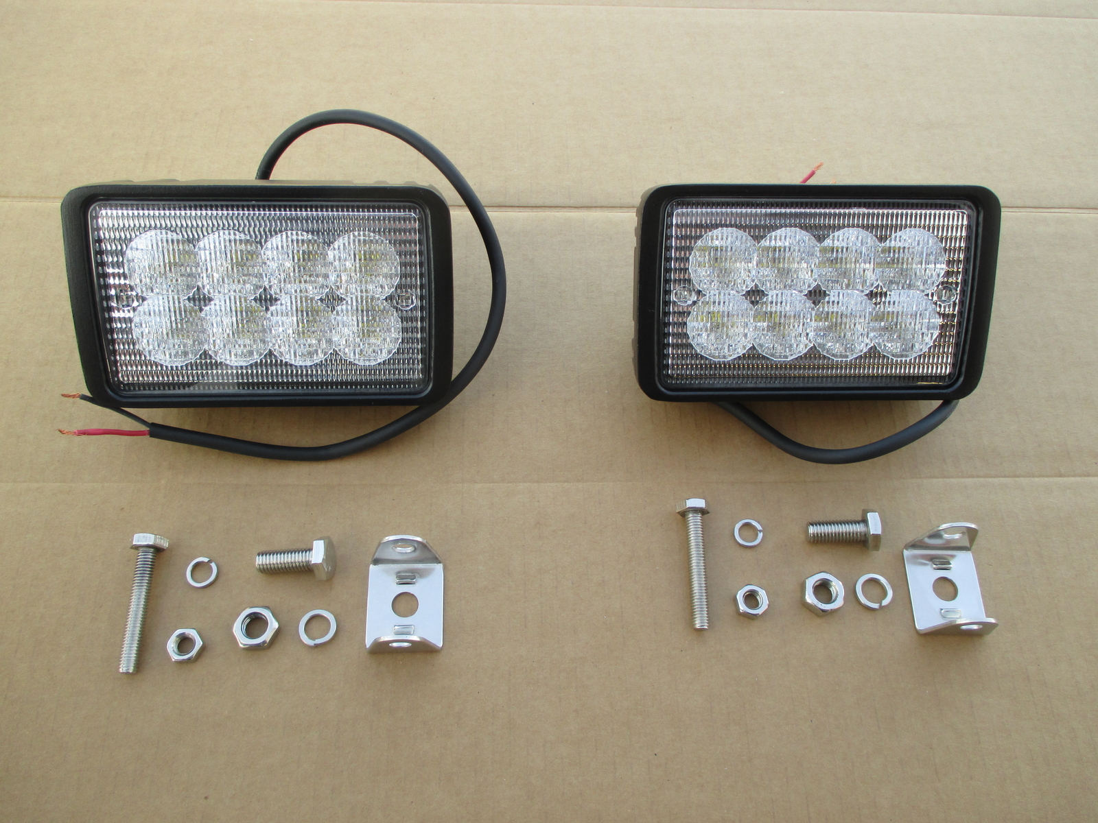 2 SIDE MOUNT LIGHTS FOR CASE 5120 5130 5140 5220 5230 5240 5250 7110 ...