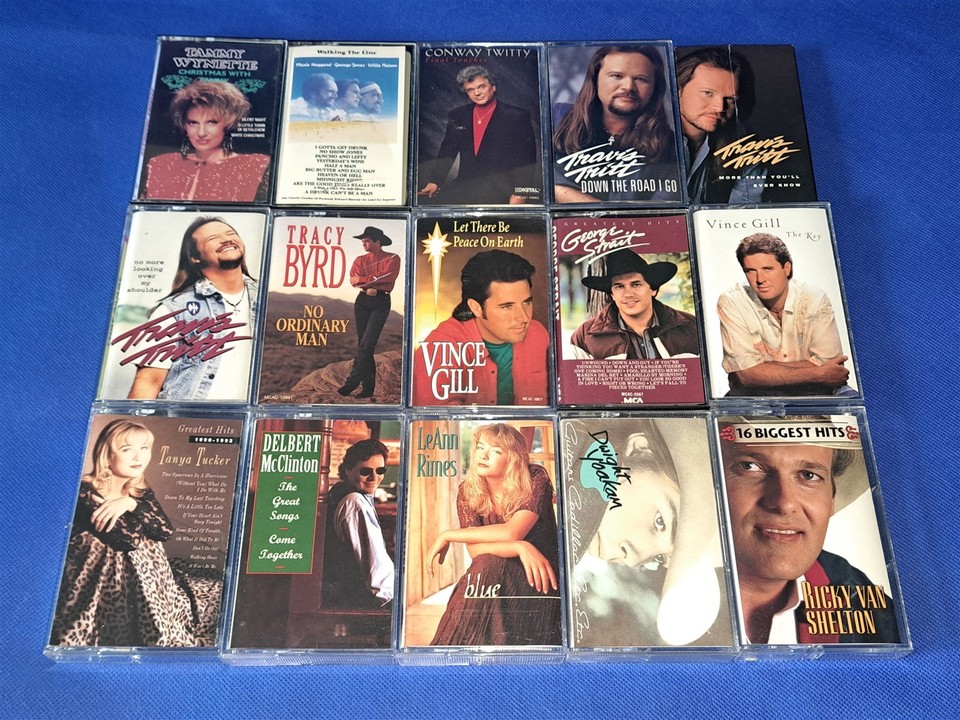 Lot of 15 Country Cassette Tapes - Gill / Tritt / Tucker / Strait ...