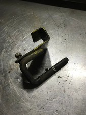 AM118913 - Bracket fits JOHN DEERE | Price: $150.00