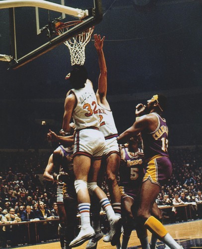 WILT CHAMBERLAIN LAKERS 1972 NBA FINALS JERRY LUCAS NY KNICKS 8 X 10 ...