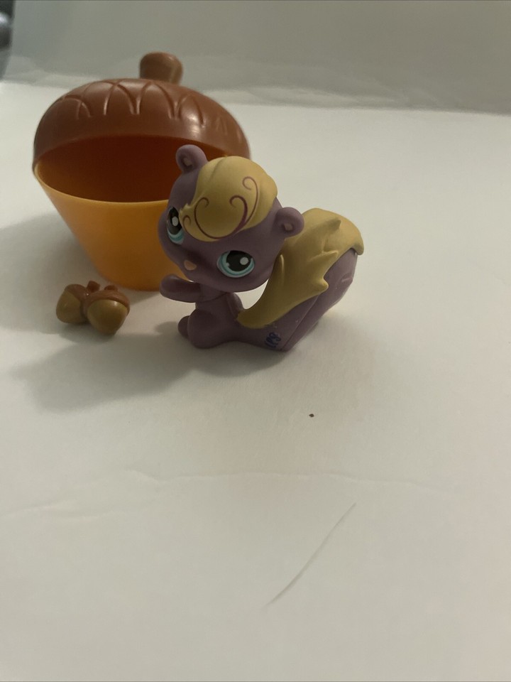 Littlest Pet Shop Hungriest 999 Squirrel with acorn container and ...