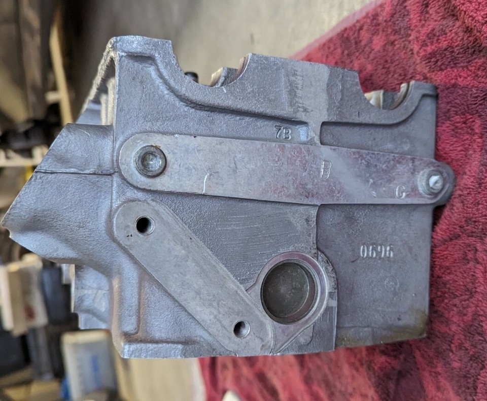 1990 C4 Corvette Ported LT5 ZR-1 Cylinder Head Pair | 10106178 10106179 ...