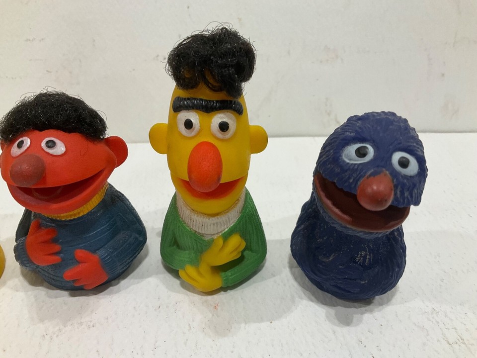 Vintage Sesame Street PVC Figure Lot Of 5 Grover Bert Ernie Big Bird ...