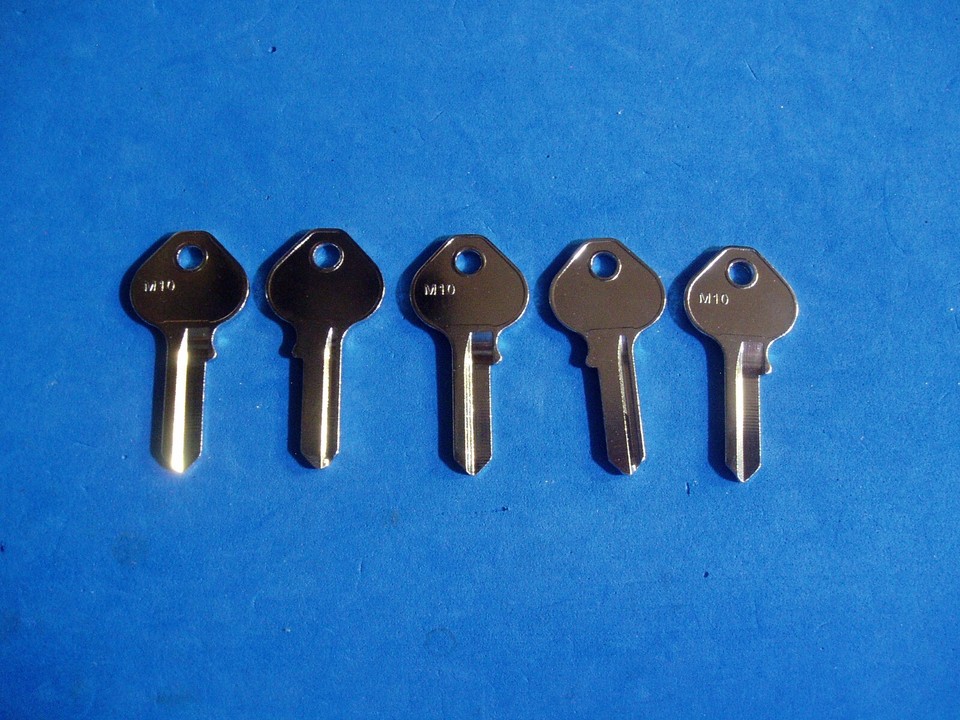 LOT OF FIVE M10 KEY BLANKS FITS MASTER LOCKS NICKEL CHROME PLATED BRS ...