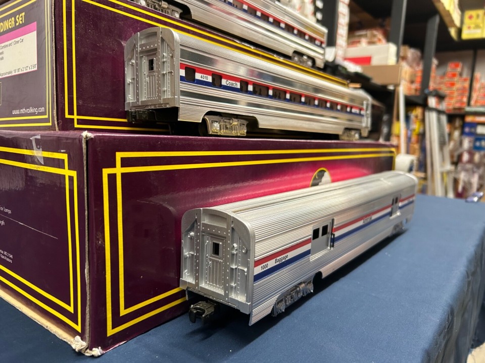 Mth Amtrak (Plated) 70 Aluminum 5-Car Passenger Set MT-6508 (2) | eBay