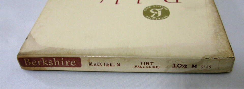 1 Pr VINTAGE BERKSHIRE FULL FASH BLACK FANCY HEEL FLAT KNIT NYLON ...