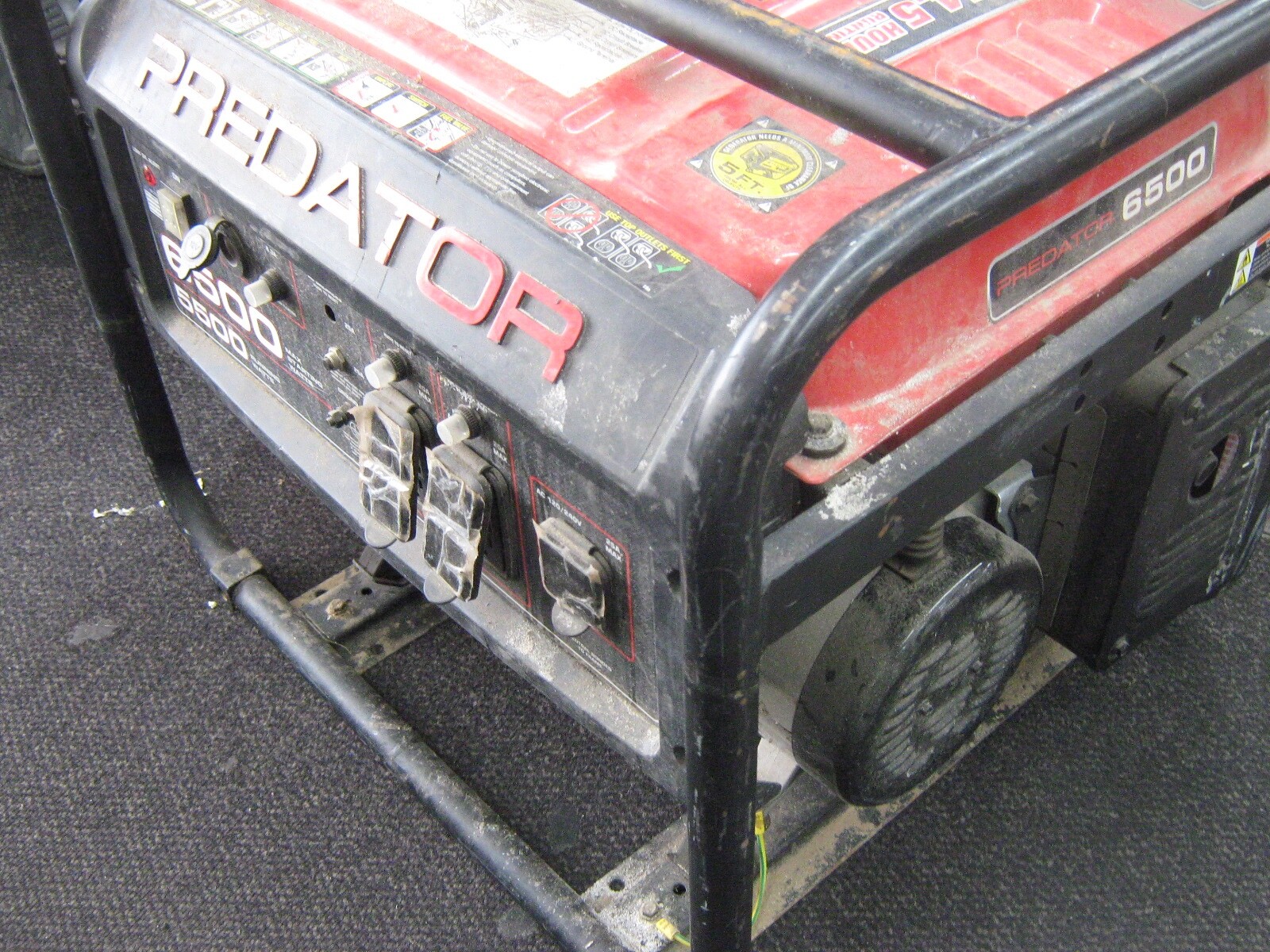 Predator 6500-5500 Gas Generator 301 cc Engine 120V Output tested nice ...