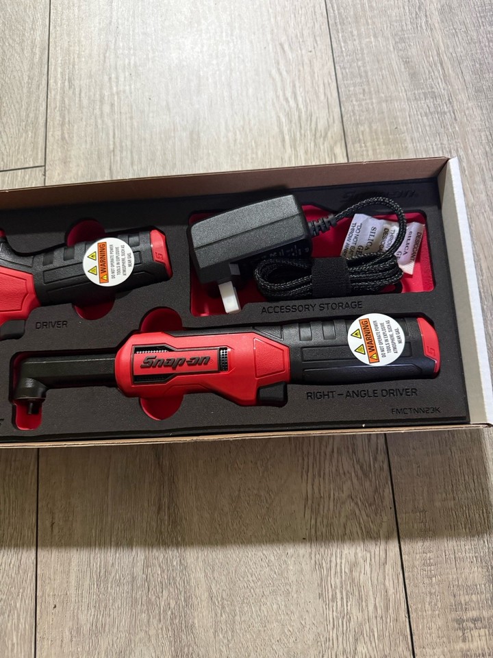 SNAP ON TOOLS NEW CTNN2Q3KF Nano/Axcess Tool Kit RED 1/4" Drive & Hex ...