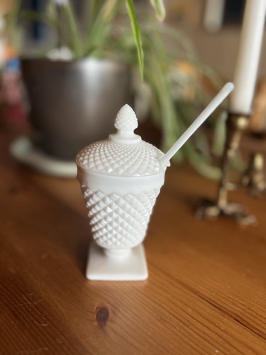 Westmoreland White Milk Glass Diamond Point Pattern Covered Sugar Bowl ...