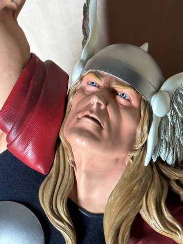 Sideshow OG THOR Premium Format Statue | eBay