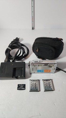 🔥 Olympus Stylus 720sw Digital Camera 7.1 Megapixels Shock Waterproof ...