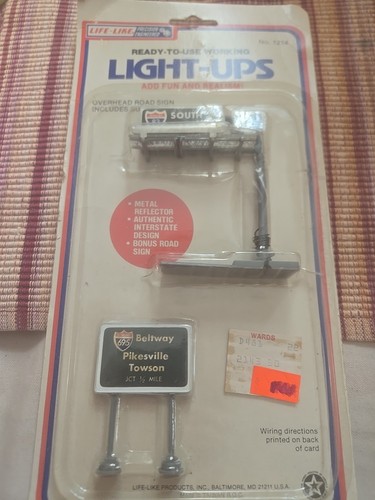 Life-Like Working Scale Model LIGHT-UP N0 1214 NEW Baltimore highway ...