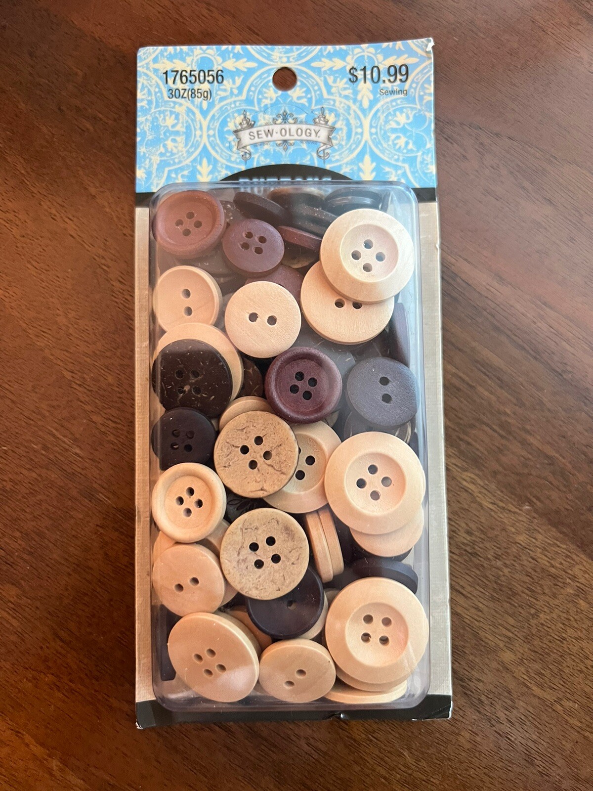 NIP NWT Package Of Assorted Hobby Lobby Buttons Brown And Tan All Sizes ...