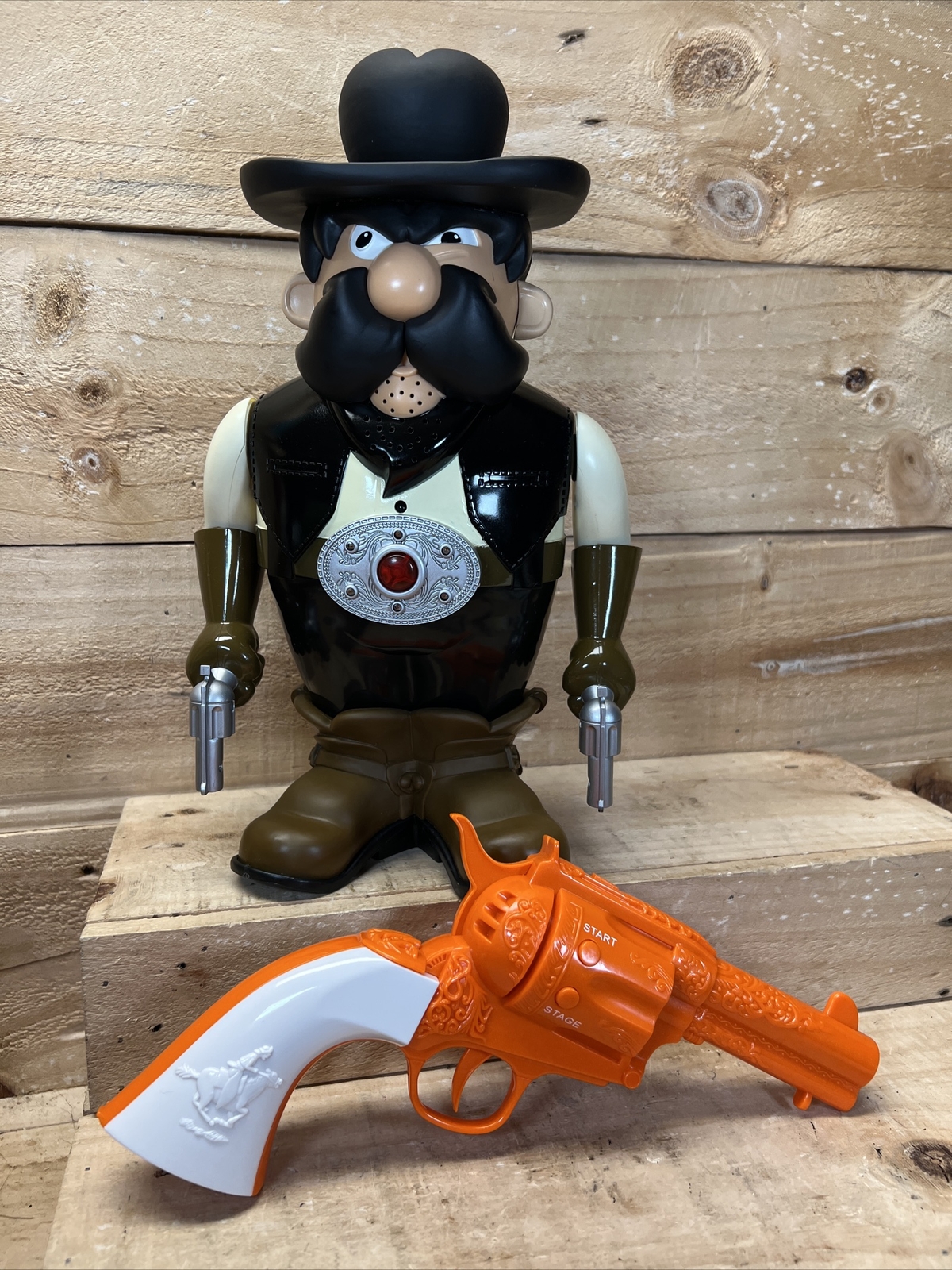 Wild West Pistol Pete Quick Draw Game Gunslinger game 2004 Jasman | eBay