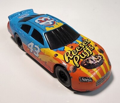 General Mills BOBBY LABONTE REESE'S PUFFS #43 Richard Petty Racing 1/64 ...
