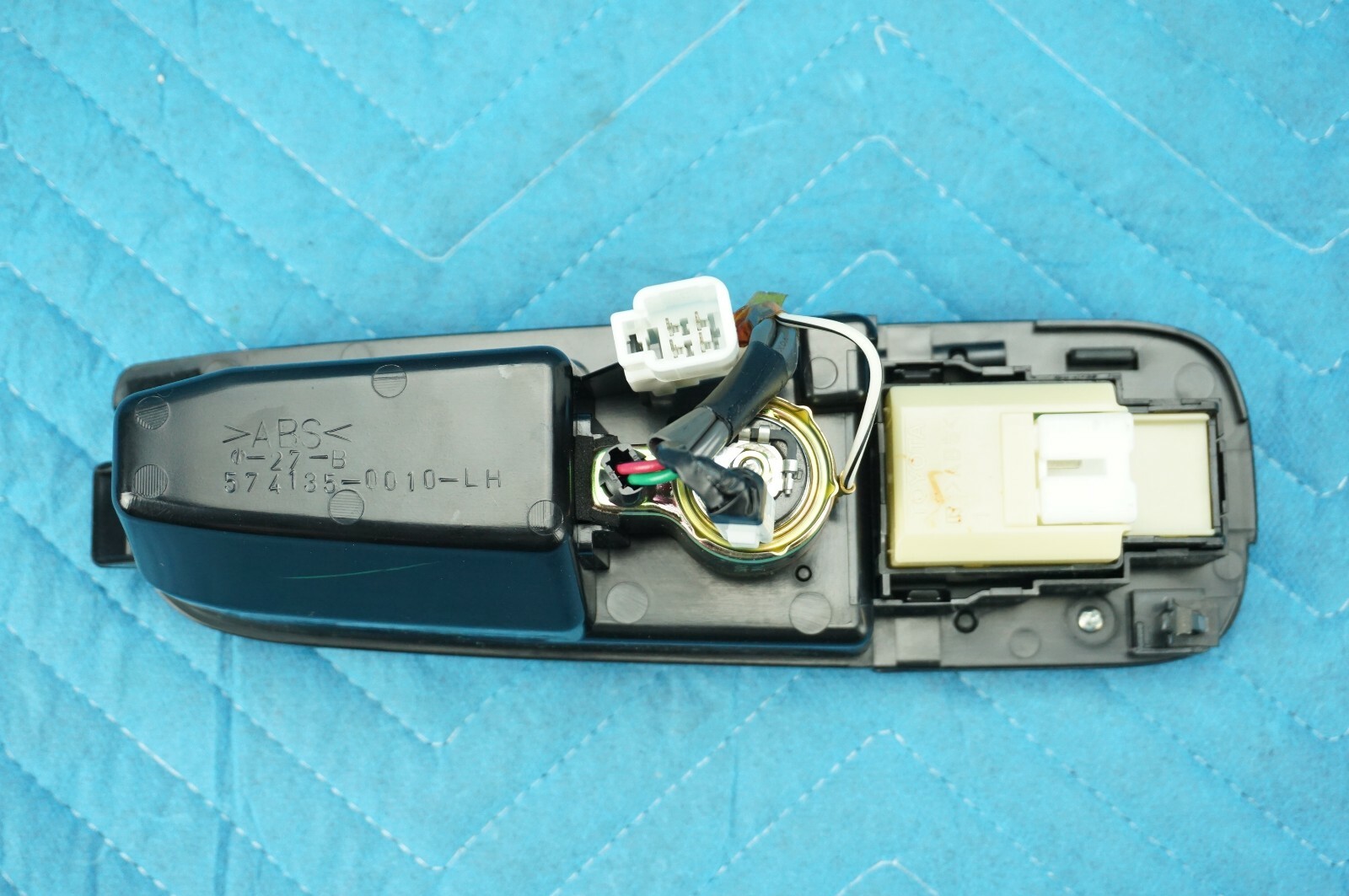 Lexus LS400 Rear Door Ashtray w/ Wood Trim Panel Driver's Side 1998 ...