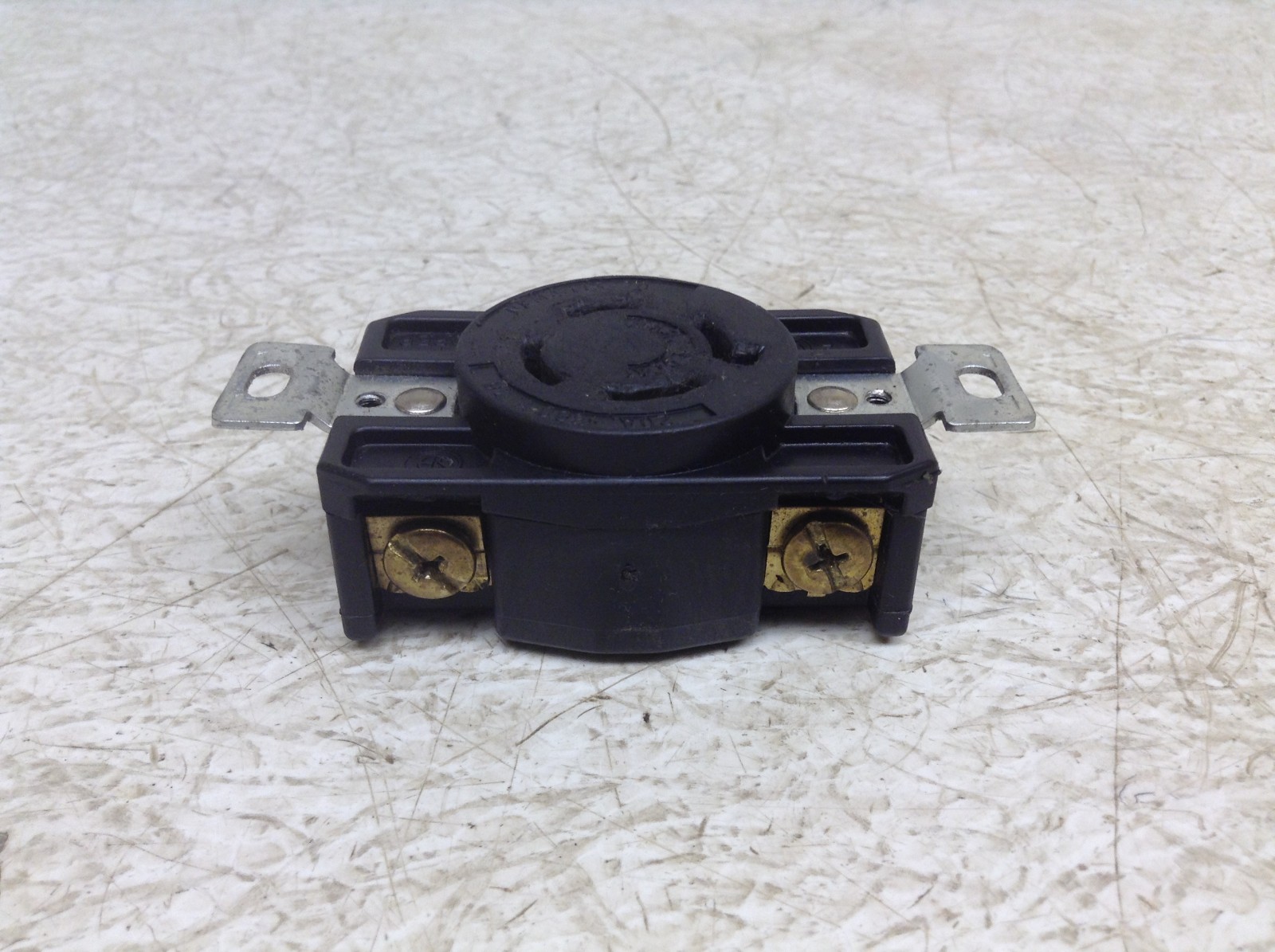 Cooper NEMA L16-20 20 Amp 480 V Receptacle 3 P 4 W L1620 | eBay