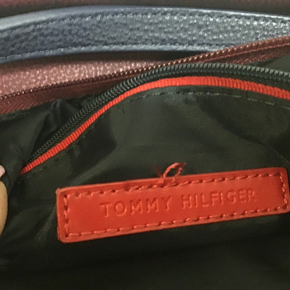 Tommy Hilfiger Purse. Burgandy with Navy Accent RN#77806 CA#50900 | eBay