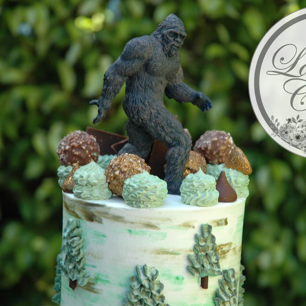 2PC For Bigfoot Action Figure Collectible Statue Decor Figurine Weird ...