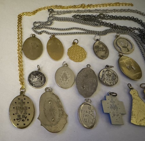 Vintage Catholic Religious Medals Chains Lot of 20 | eBay