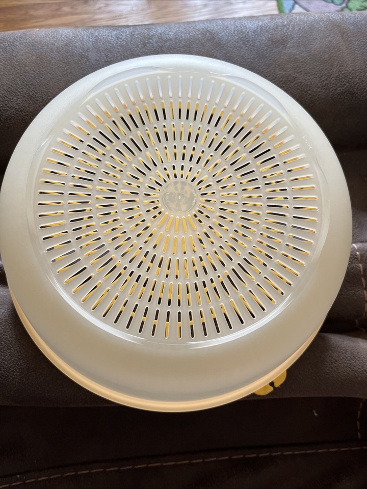 Vintage Tupperware Colander Strainer Bowl 1835-4 Flow Thru Sheer Mint ...